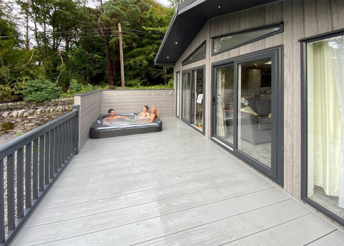 Chalet ∙ 4 Bedrooms ∙ 6 Guests - Anglesey