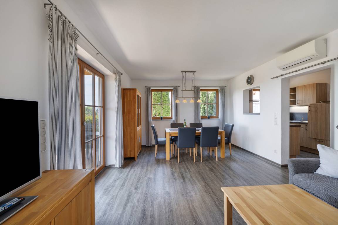 90 M² Ferienhaus ∙ 2 Schlafzimmer ∙ 5 Gäste - Bodensee