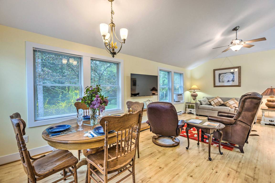 82 M² Apartment ∙ 2 Bedrooms ∙ 6 Guests - Door County, WI