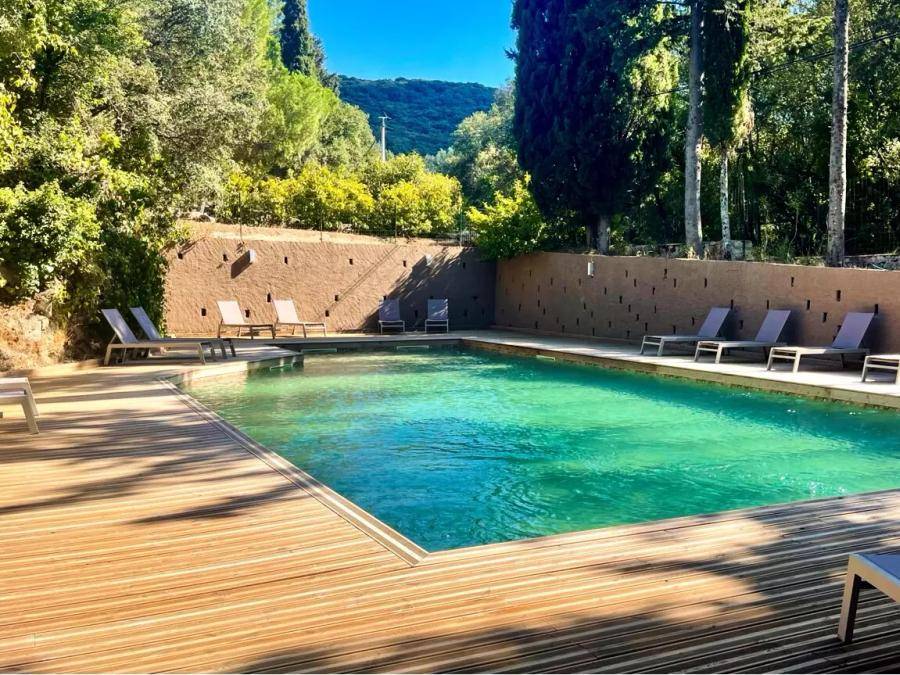 24 M² Bungalow ∙ 2 Bedrooms ∙ 5 Guests - Corsica