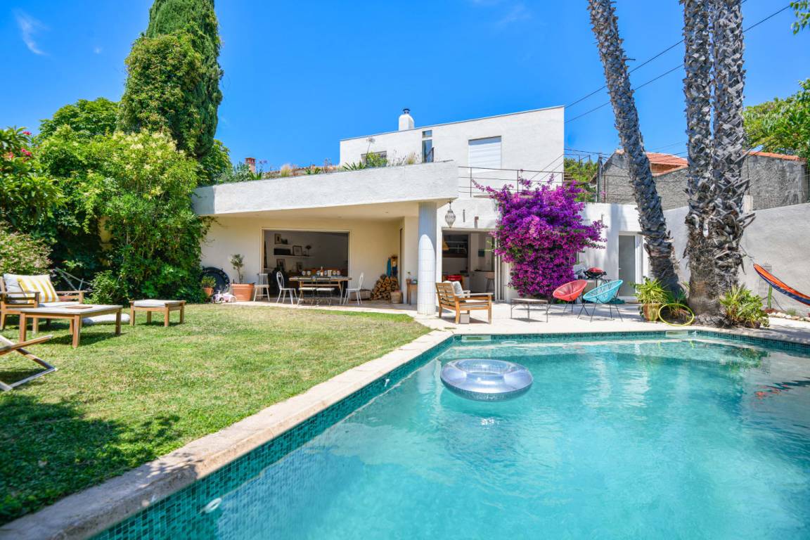 135 M² Villa ∙ 3 Chambres ∙ 6 Personnes - Marseille