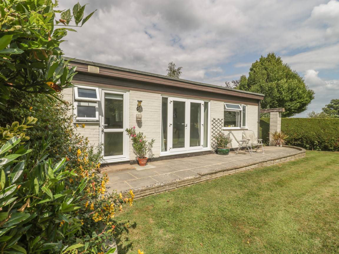 Cottage ∙ 2 Bedrooms ∙ 3 Guests - Lymington