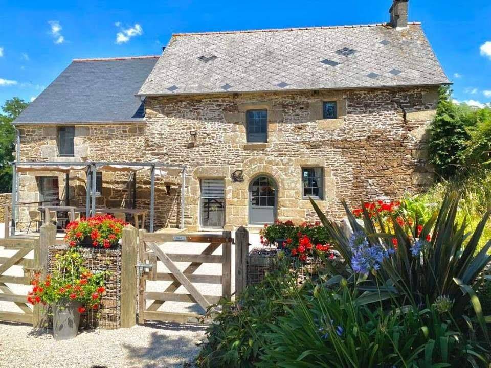 140 M² Gîte ∙ 4 Chambres ∙ 9 Personnes - Vessey