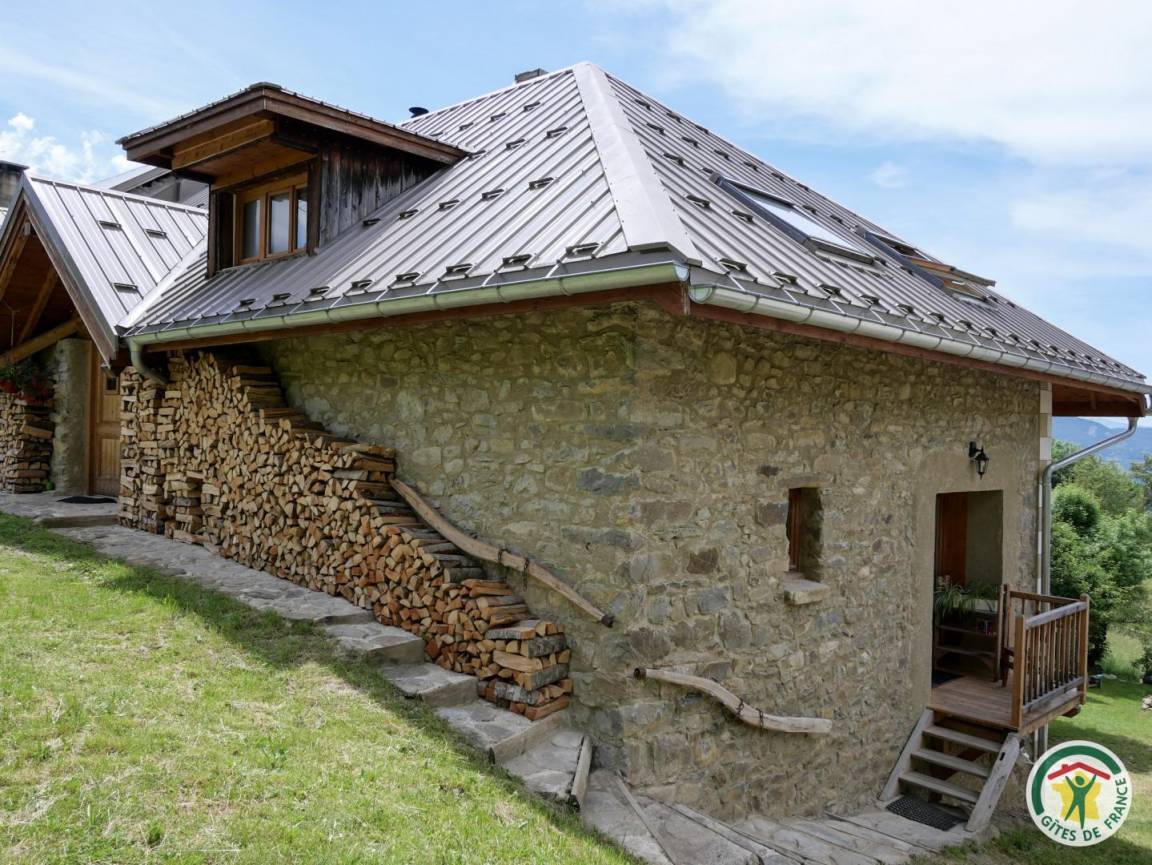 95 M² Gîte ∙ 3 Chambres ∙ 6 Personnes - Lac de Serre-Ponçon