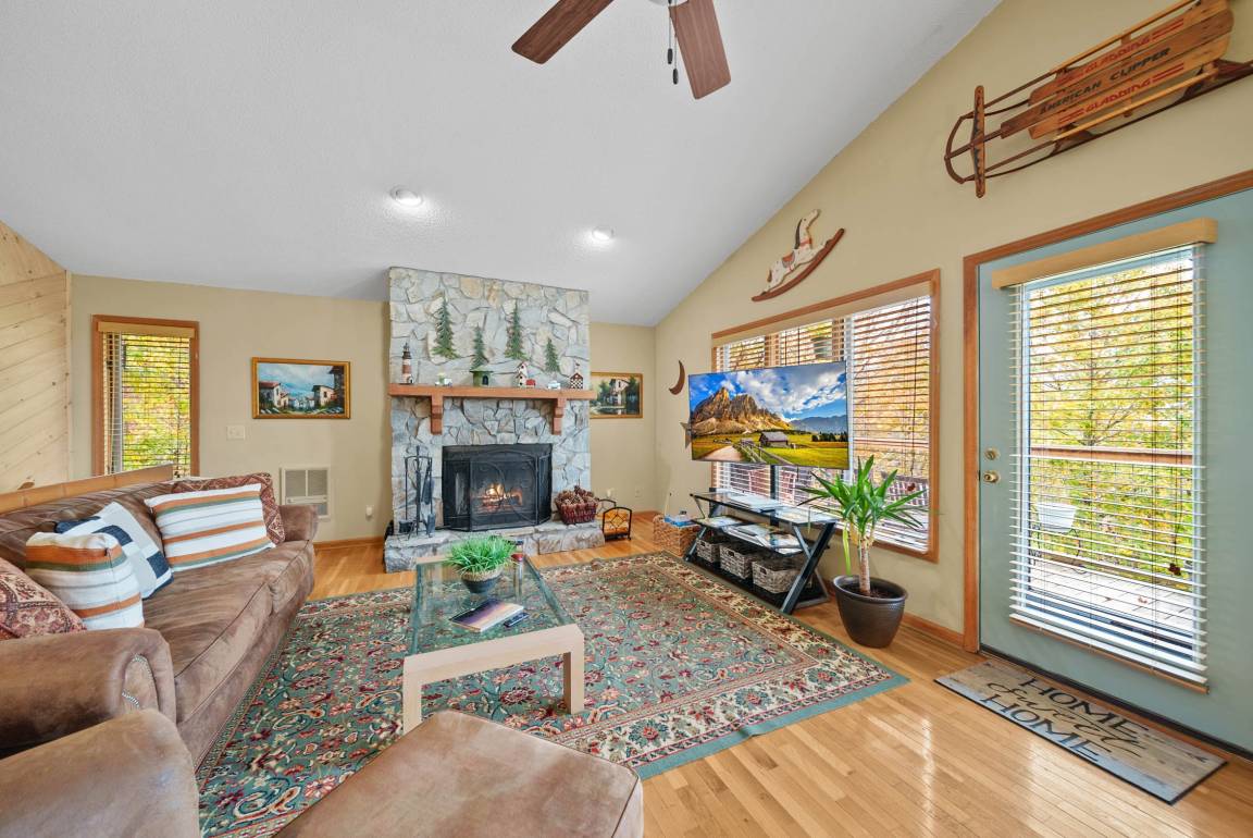 235 M² House ∙ 7 Bedrooms ∙ 21 Guests - North Carolina