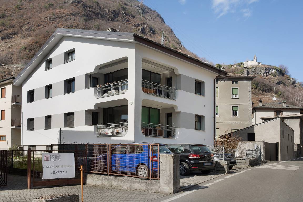 80 M² Apartment ∙ 3 Bedrooms ∙ 6 Guests - Tirano