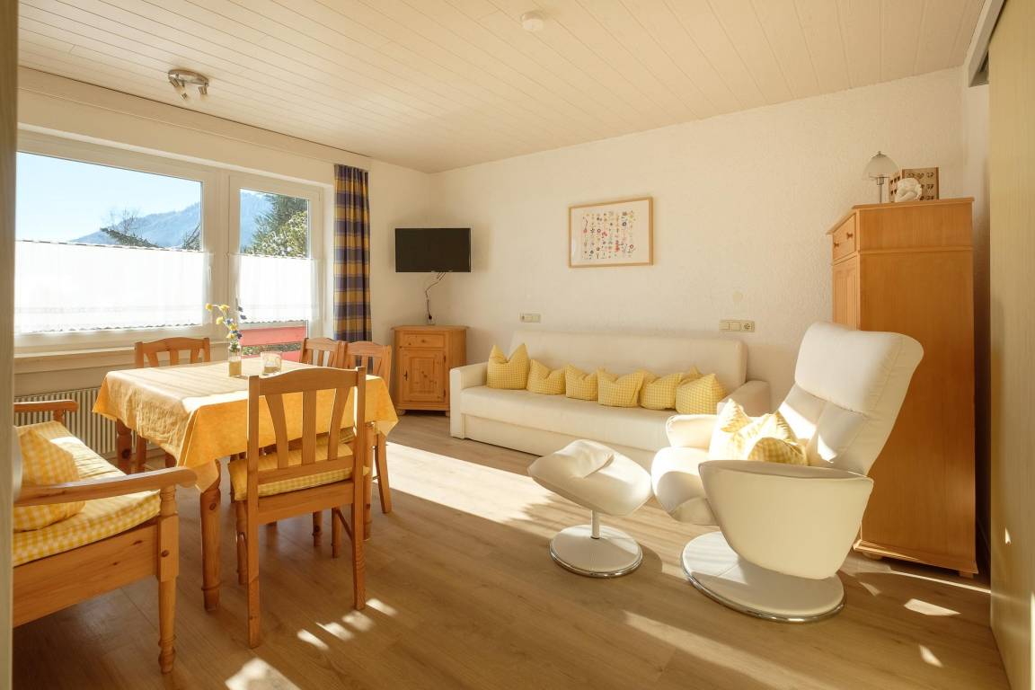 52 M² Ferienwohnung ∙ 2 Schlafzimmer ∙ 4 Gäste - Burgberg im Allgäu