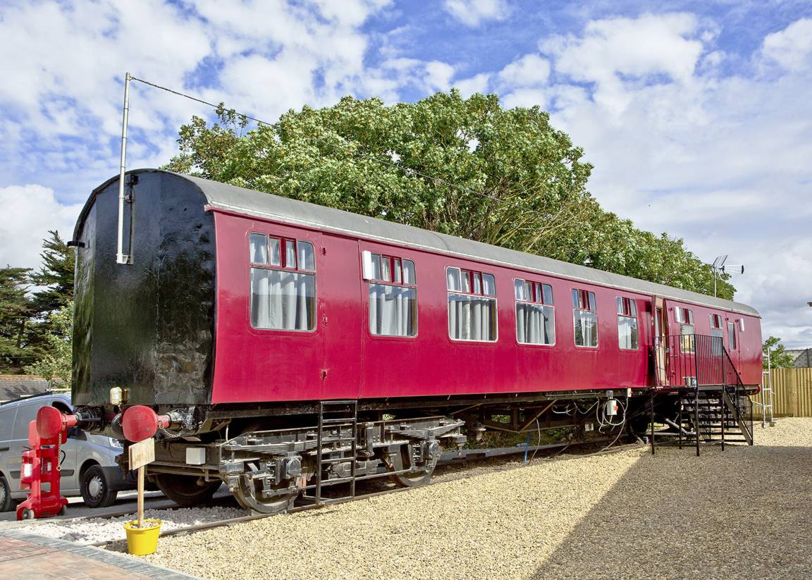 Chalet ∙ 3 Bedrooms ∙ 6 Guests - Exmouth