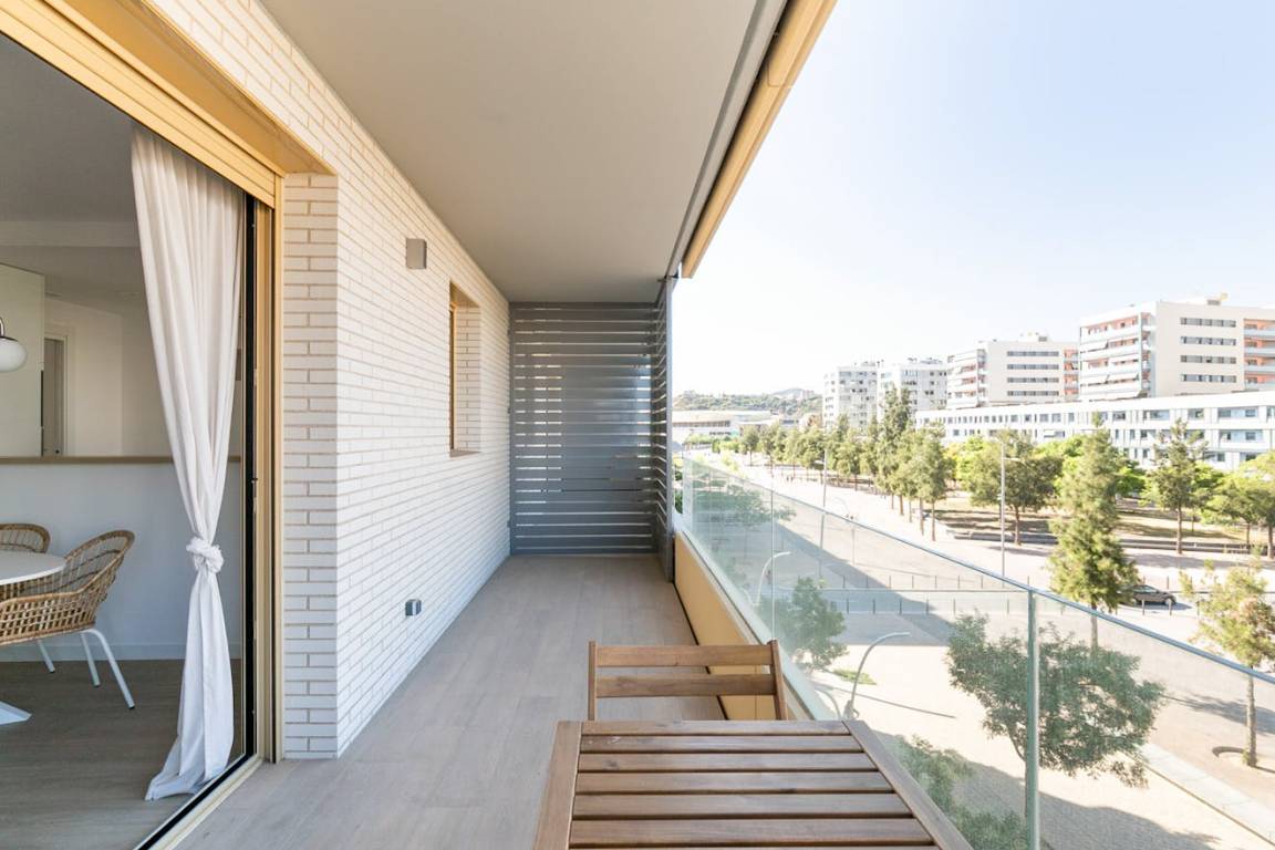 110 M² Ferienwohnung ∙ 3 Schlafzimmer ∙ 4 Gäste - Sabadell