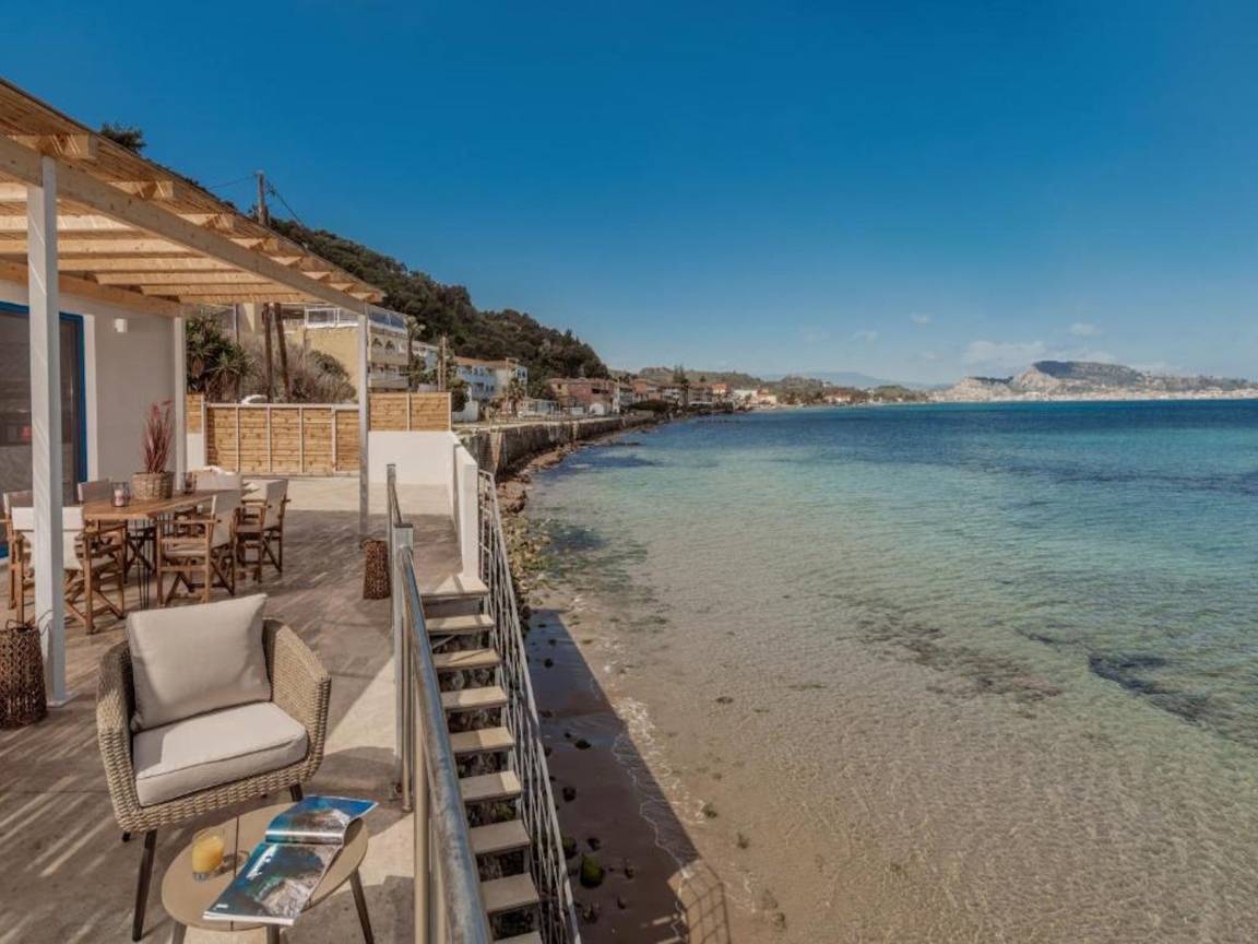 250 M² Villa ∙ 3 Chambres ∙ 8 Personnes - Kalamaki