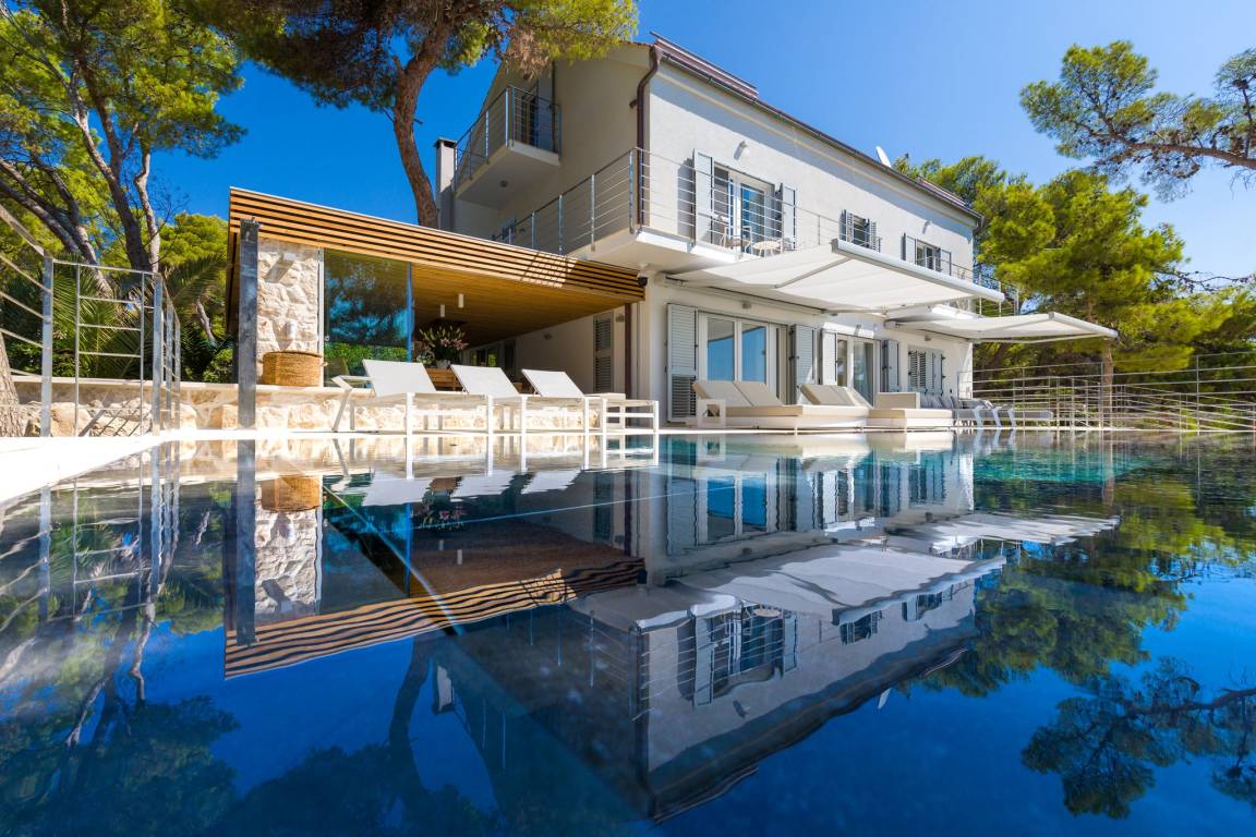 Villa ∙ 10 Chambres ∙ 24 Personnes - Hvar
