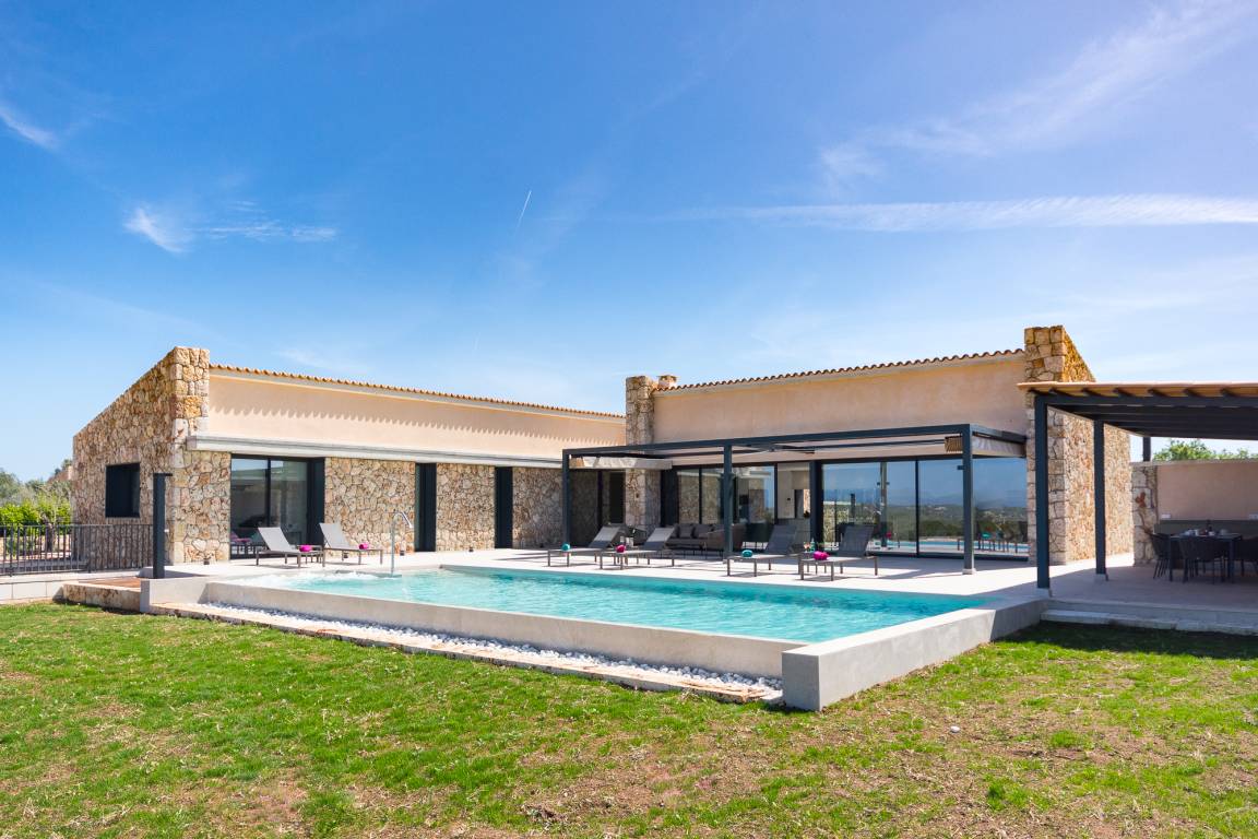 175 M² Casa De Campo ∙ 3 Habitaciones ∙ 6 Huéspedes - Petra