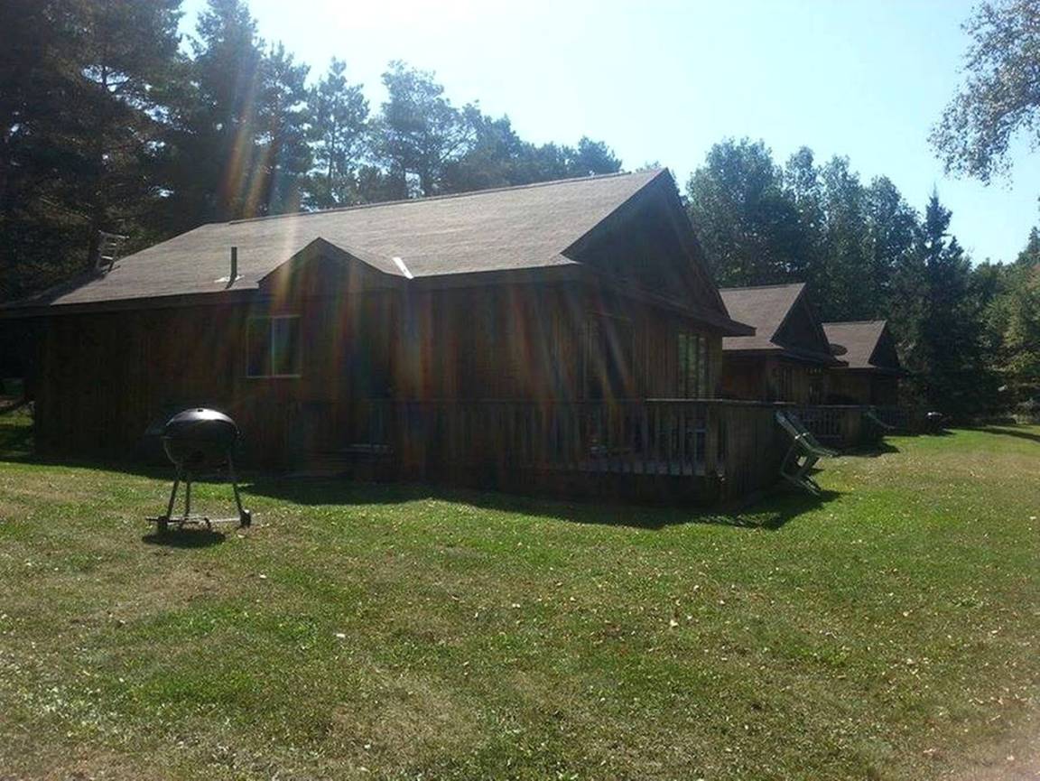 House ∙ 1 Bedroom ∙ 5 Guests - Algonquin Provincial Park