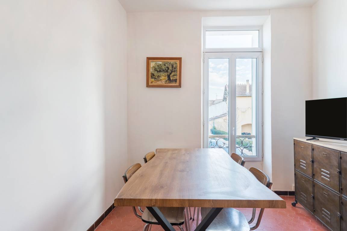 65 M² Appartement ∙ 1 Chambre ∙ 2 Personnes - Pertuis