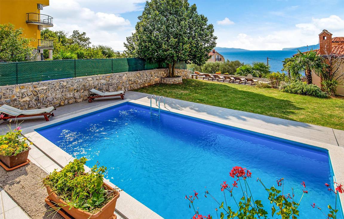 84 M² Appartement ∙ 2 Chambres ∙ 4 Personnes - Rijeka