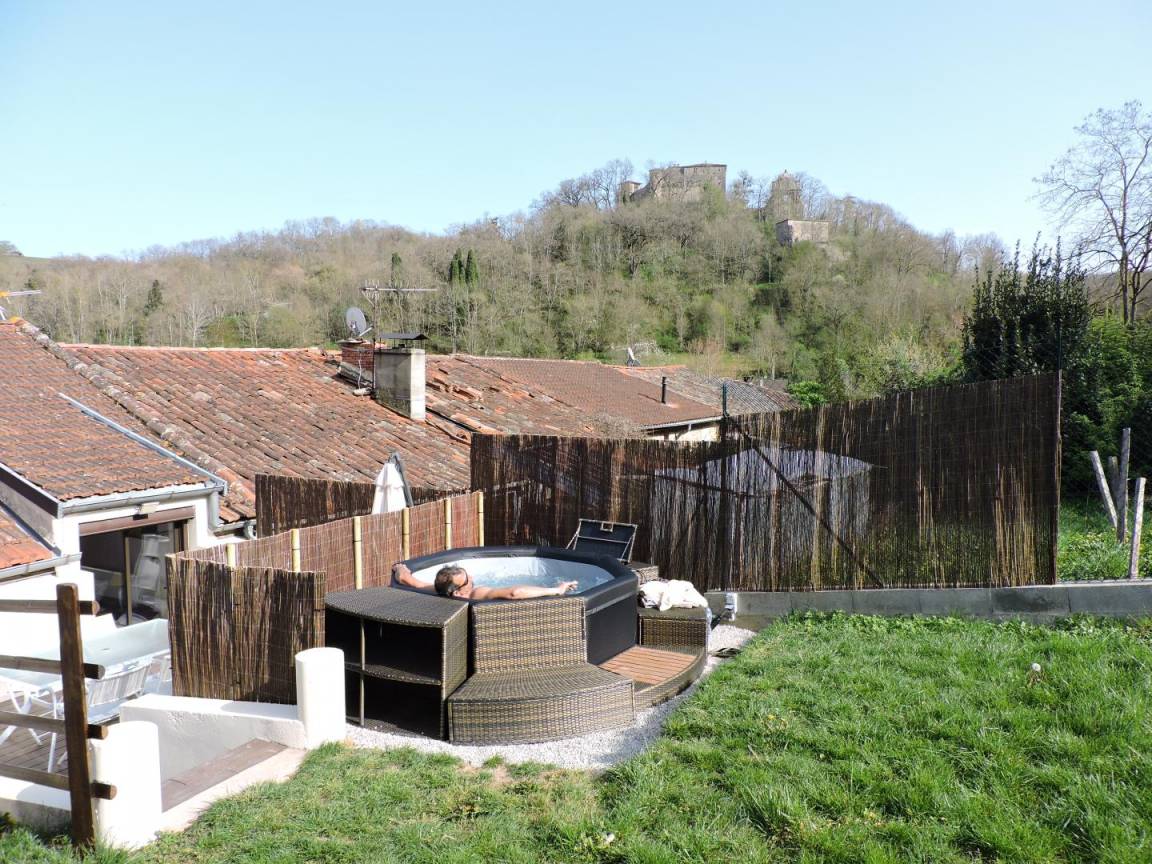 70 M² Gîte ∙ 2 Chambres ∙ 4 Personnes - Lac de Mondély