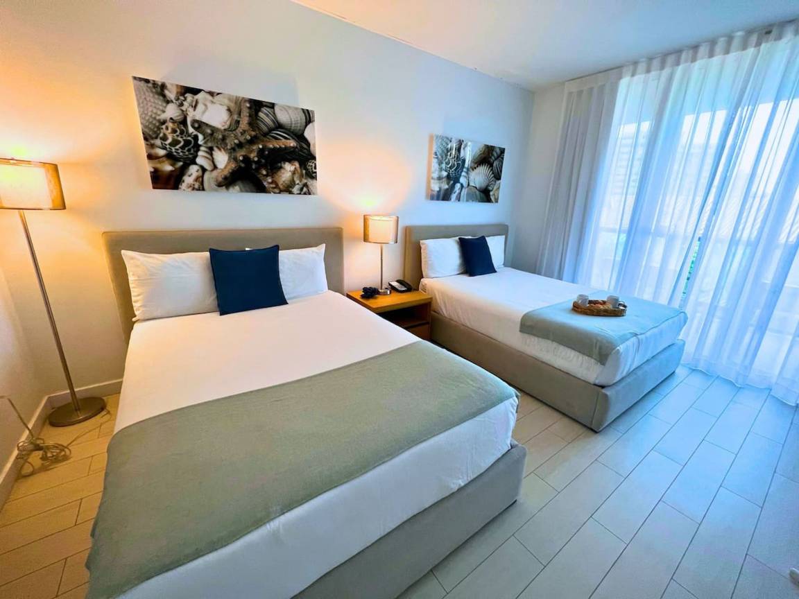 357 M² Apartment ∙ 1 Bedroom ∙ 4 Guests - Hallandale Beach, FL