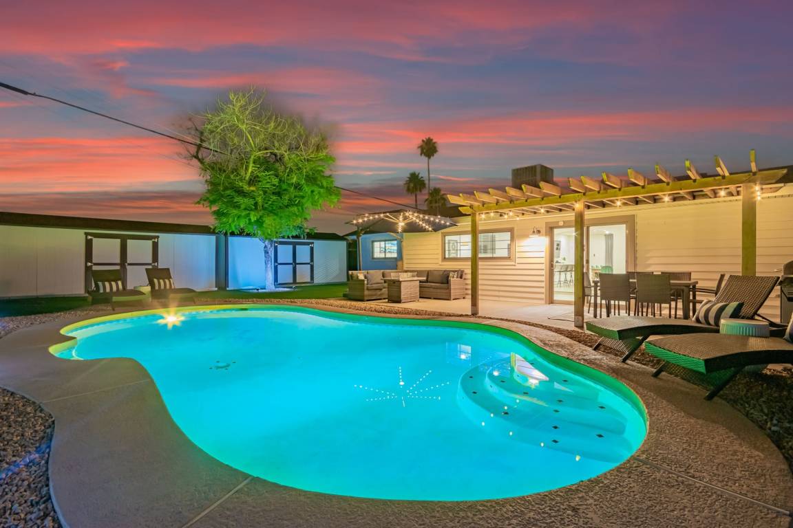 House ∙ 4 Bedrooms ∙ 10 Guests - Scottsdale, AZ