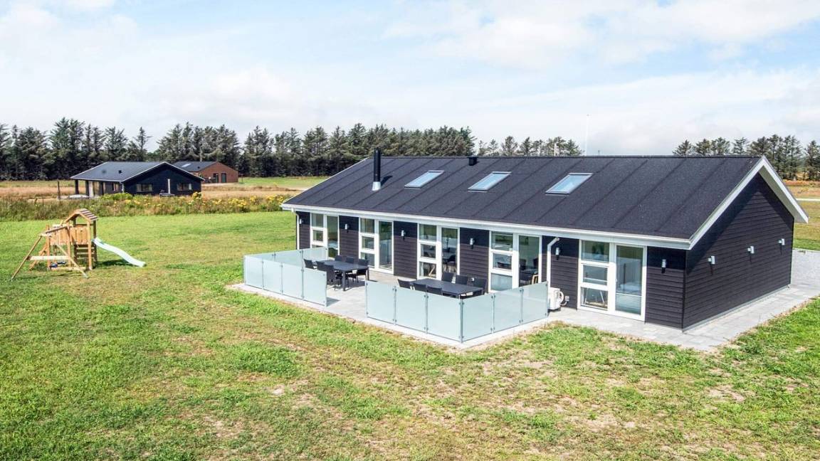 175 M² Ferienhaus ∙ 4 Schlafzimmer ∙ 10 Gäste - Løkken