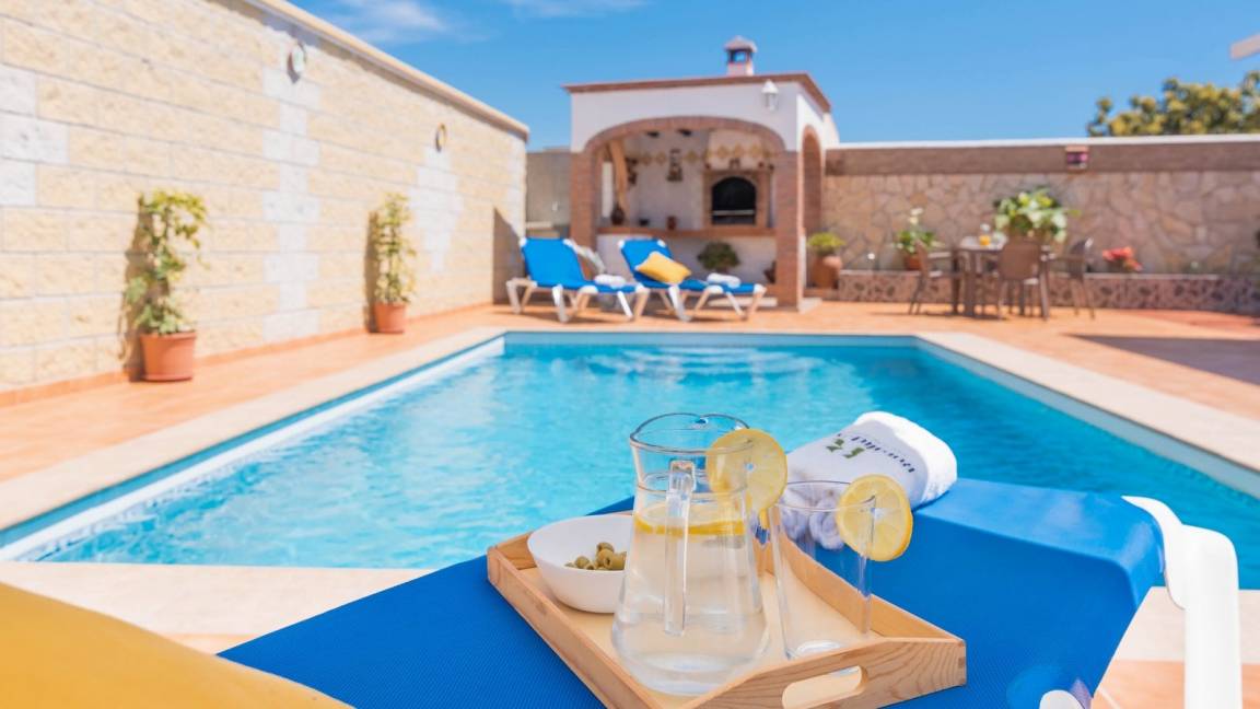 60 M² Huis ∙ 2 Slaapkamers ∙ 4 Gasten - Nerja