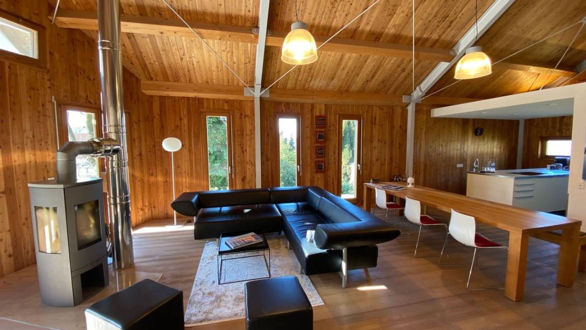 100 M² Ferienhaus ∙ 1 Schlafzimmer ∙ 2 Gäste - Allensbach