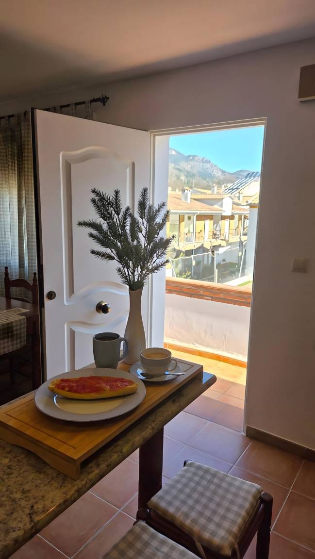 56 M² Huoneisto ∙ 2 Makuuhuonetta ∙ 4 Vierasta - Arroyo Frio