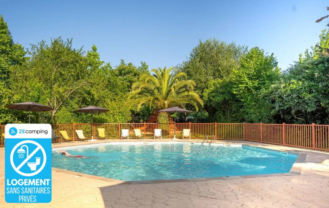 16 M² Tente ∙ 2 Chambres ∙ 4 Personnes - Urt