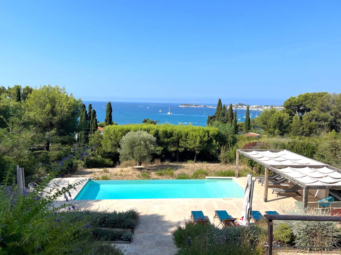 180 M² Villa ∙ 7 Chambres ∙ 14 Personnes - Toulon
