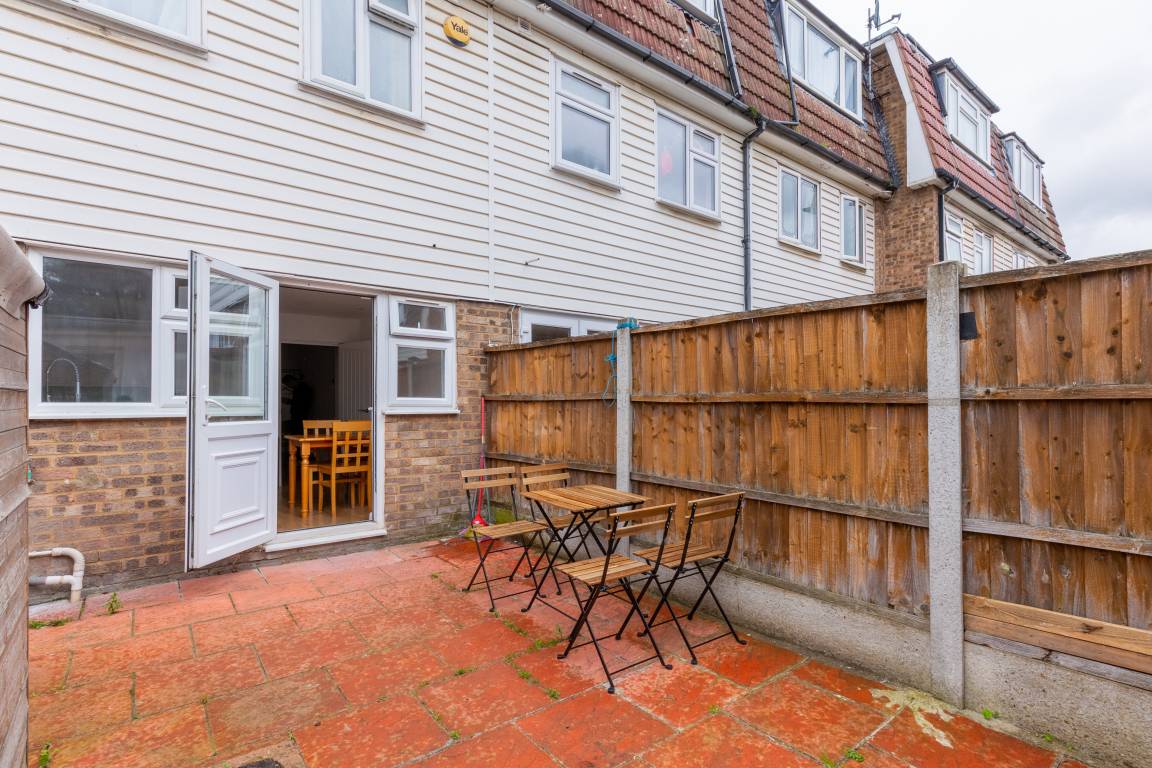 House ∙ 4 Bedrooms ∙ 10 Guests - London