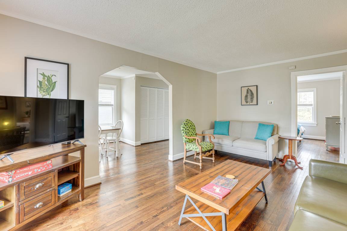 102 M² House ∙ 3 Bedrooms ∙ 4 Guests - Birmingham, AL