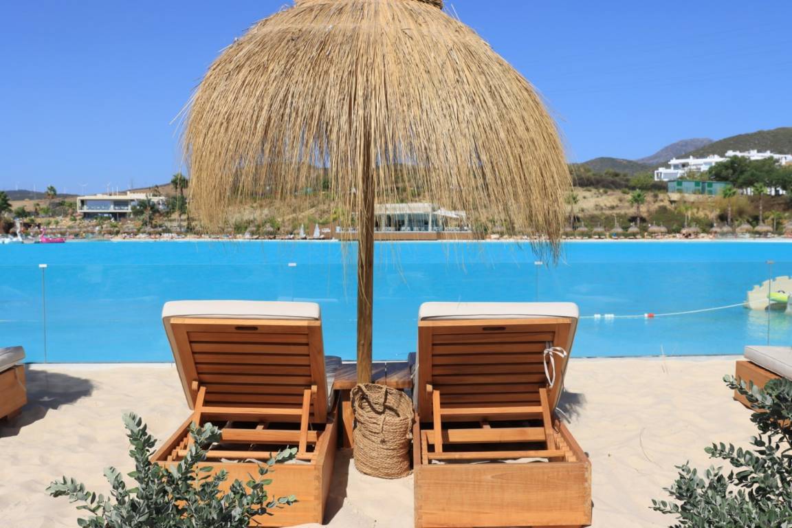 75 M² Ferienwohnung ∙ 2 Schlafzimmer ∙ 4 Gäste - Casares