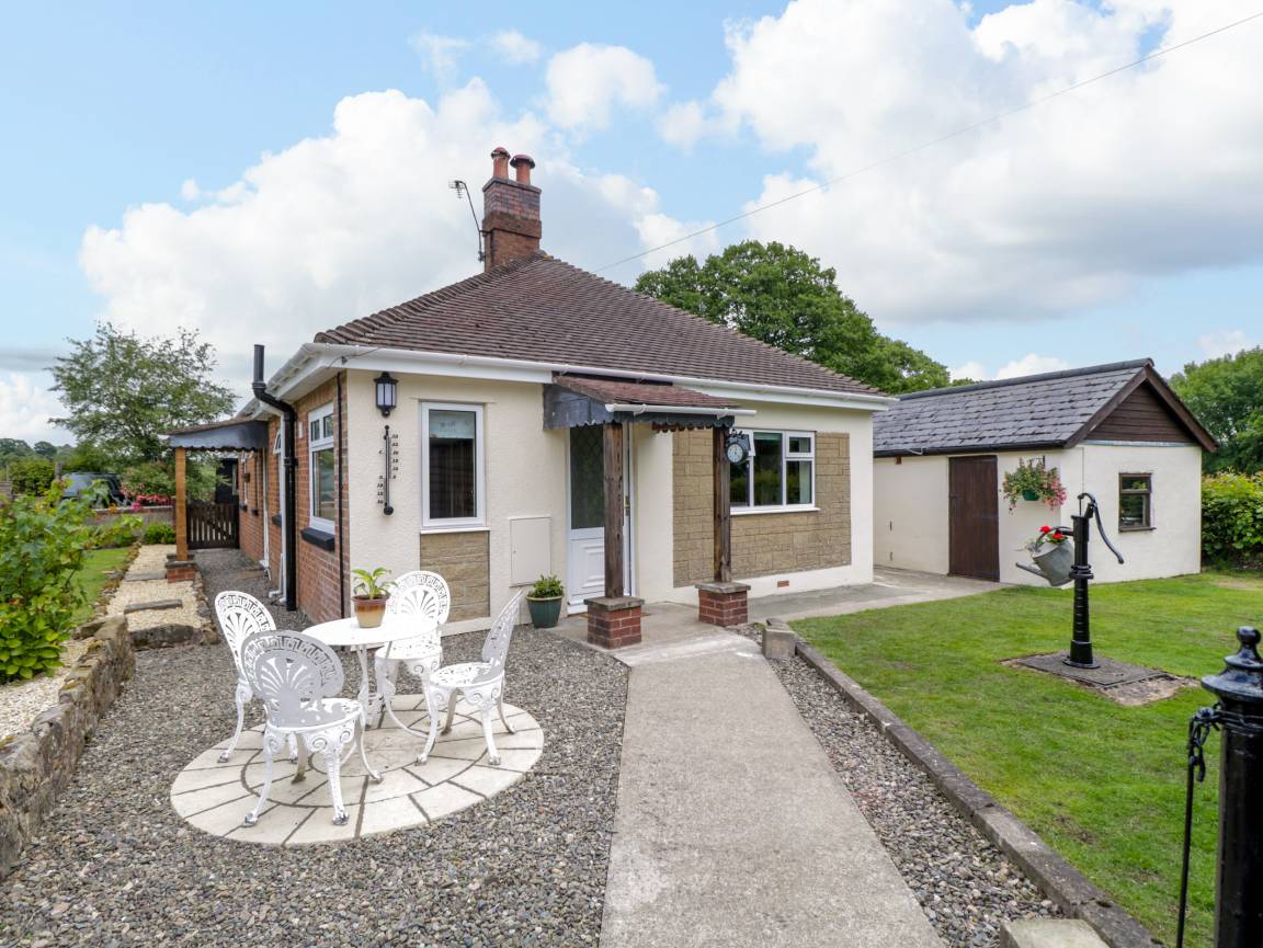 Cottage ∙ 2 Bedrooms ∙ 4 Guests - Worcestershire