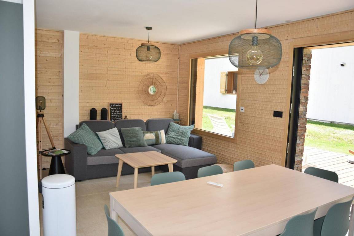 85 M² Chalet ∙ 3 Bedrooms ∙ 8 Guests - Aussois