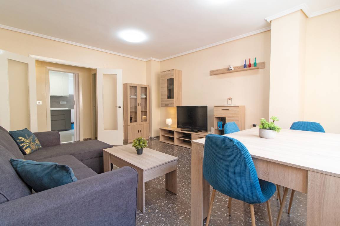 73 M² Apartamento ∙ 3 Habitaciones ∙ 7 Huéspedes - Canet d'en Berenguer