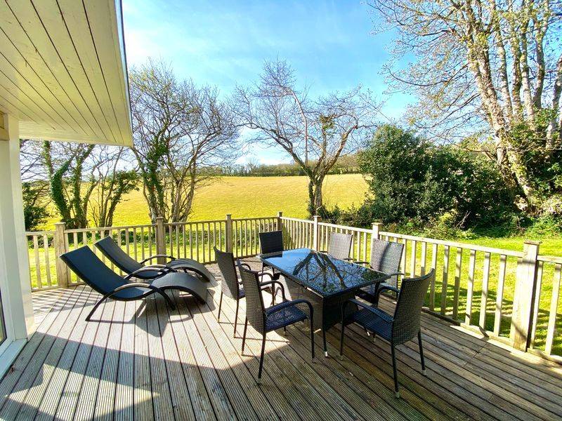 Cottage ∙ 4 Bedrooms ∙ 8 Guests - St Austell