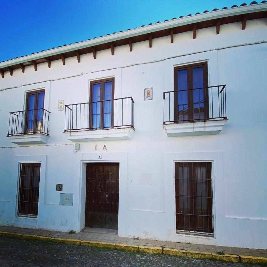 256 M² Casa ∙ 4 Habitaciones ∙ 8 Huéspedes - Zufre