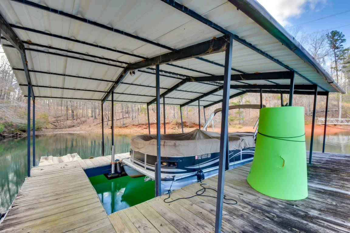 167 M² Apartment ∙ 2 Bedrooms ∙ 6 Guests - Clemson