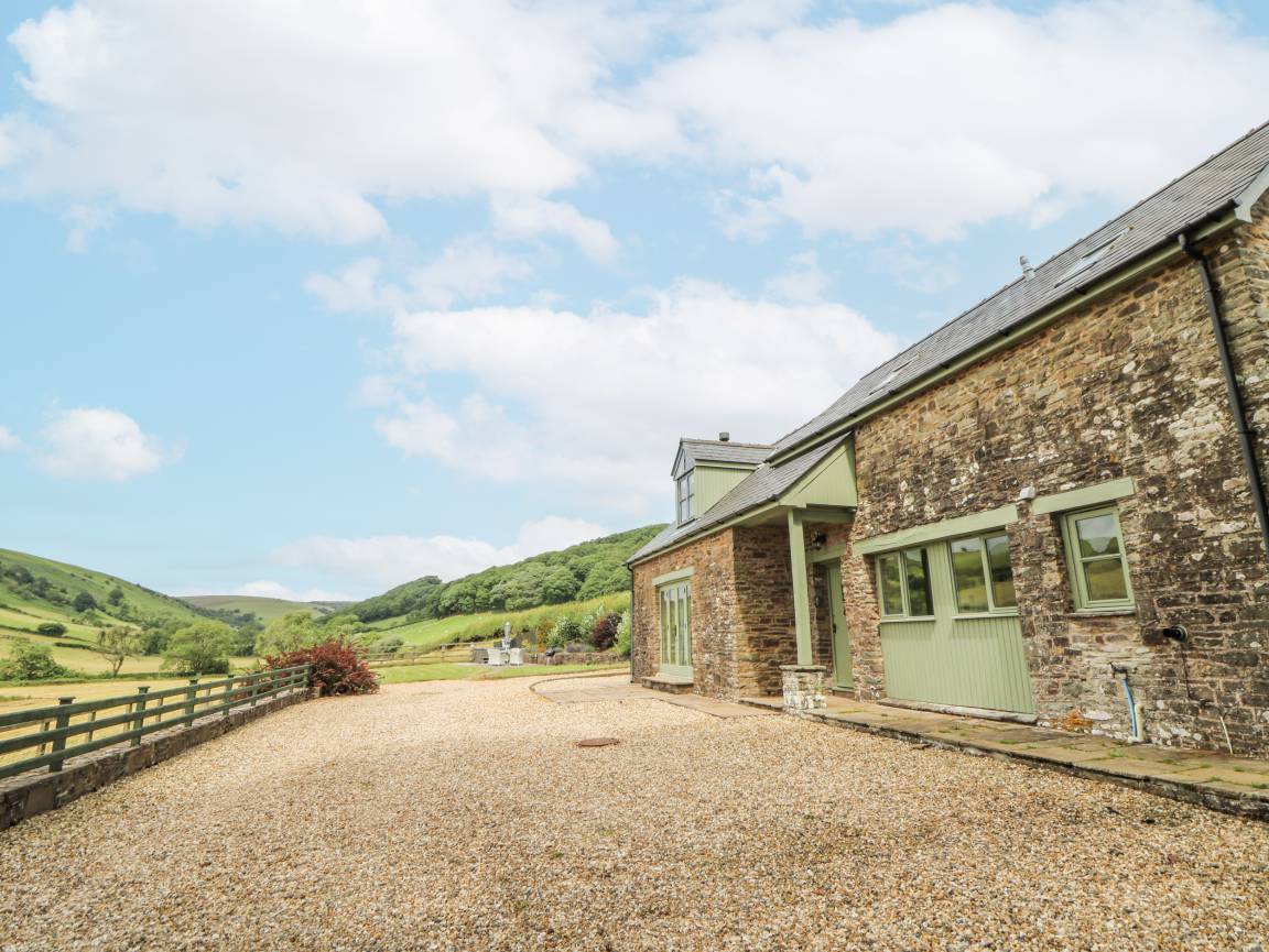 Cottage ∙ 2 Bedrooms ∙ 4 Guests - Brecon