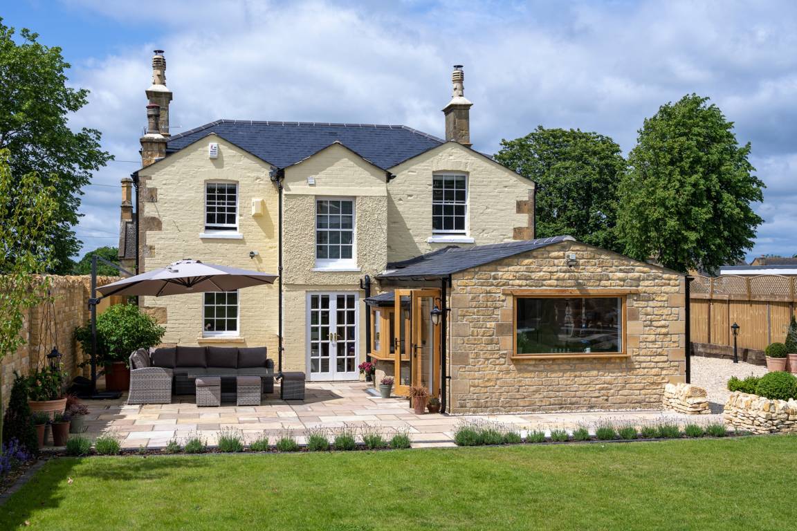 Cottage ∙ 5 Bedrooms ∙ 11 Guests - Broadway