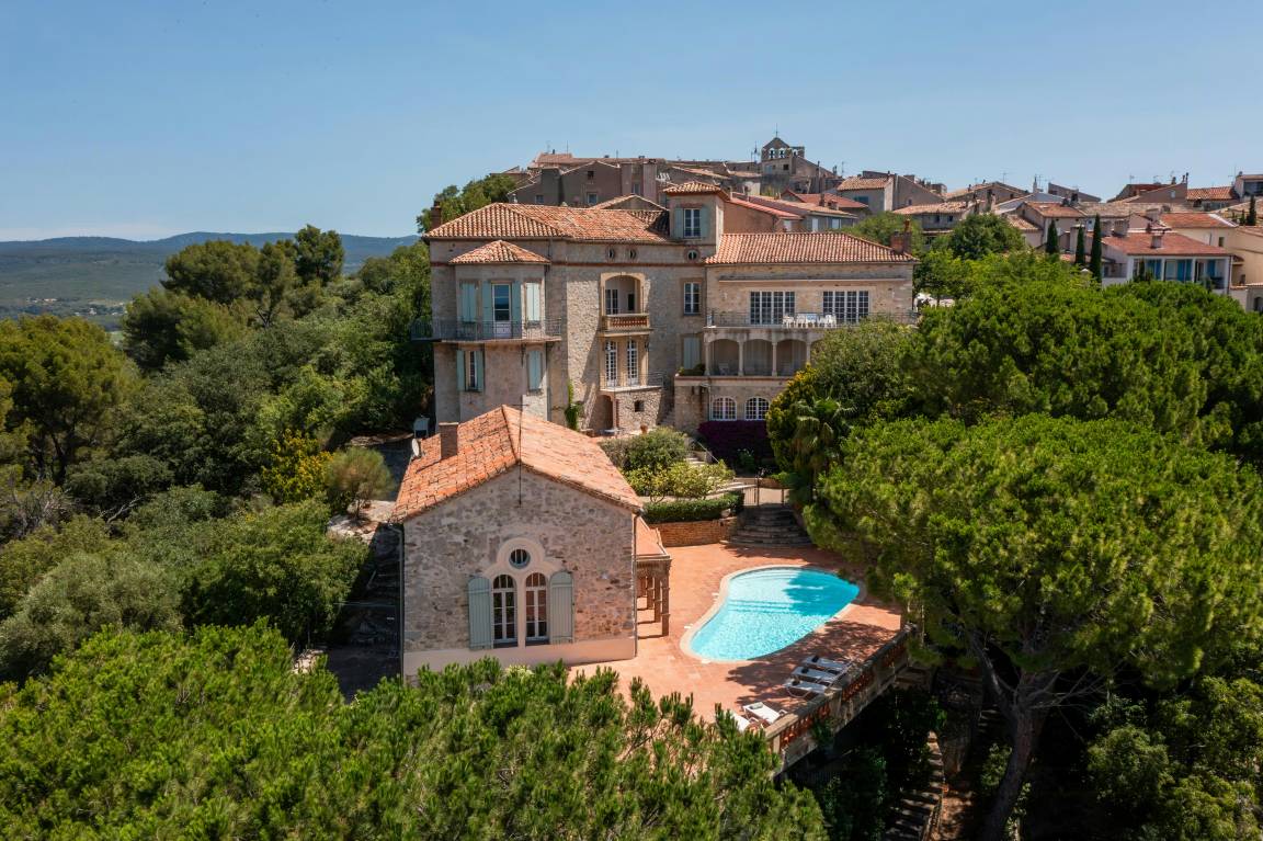784 M² Maison De Vacances ∙ 8 Chambres ∙ 15 Personnes - La Ciotat