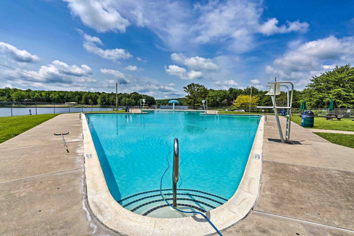 91 M² Cottage ∙ 2 Bedrooms ∙ 4 Guests - Arrowhead Lake, PA