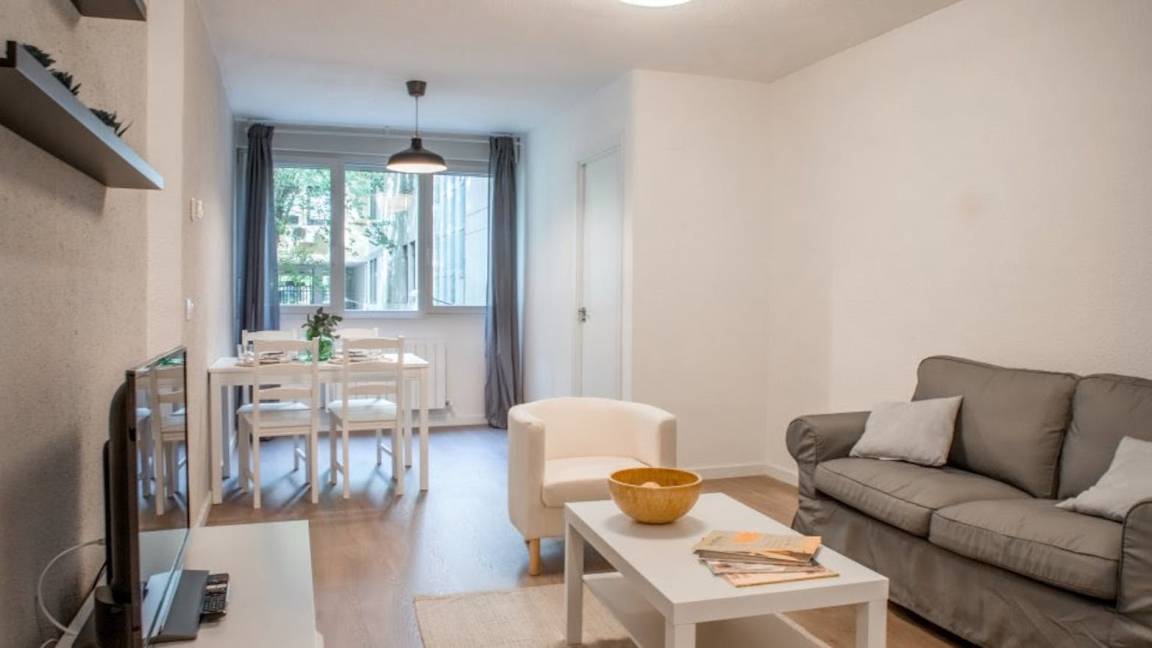 74 M² Apartment ∙ 4 Bedrooms ∙ 5 Guests - Villaviciosa de Odón