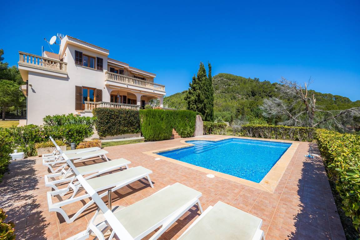 200 M² Finca ∙ 4 Bedrooms ∙ 8 Guests - Cala Ratjada