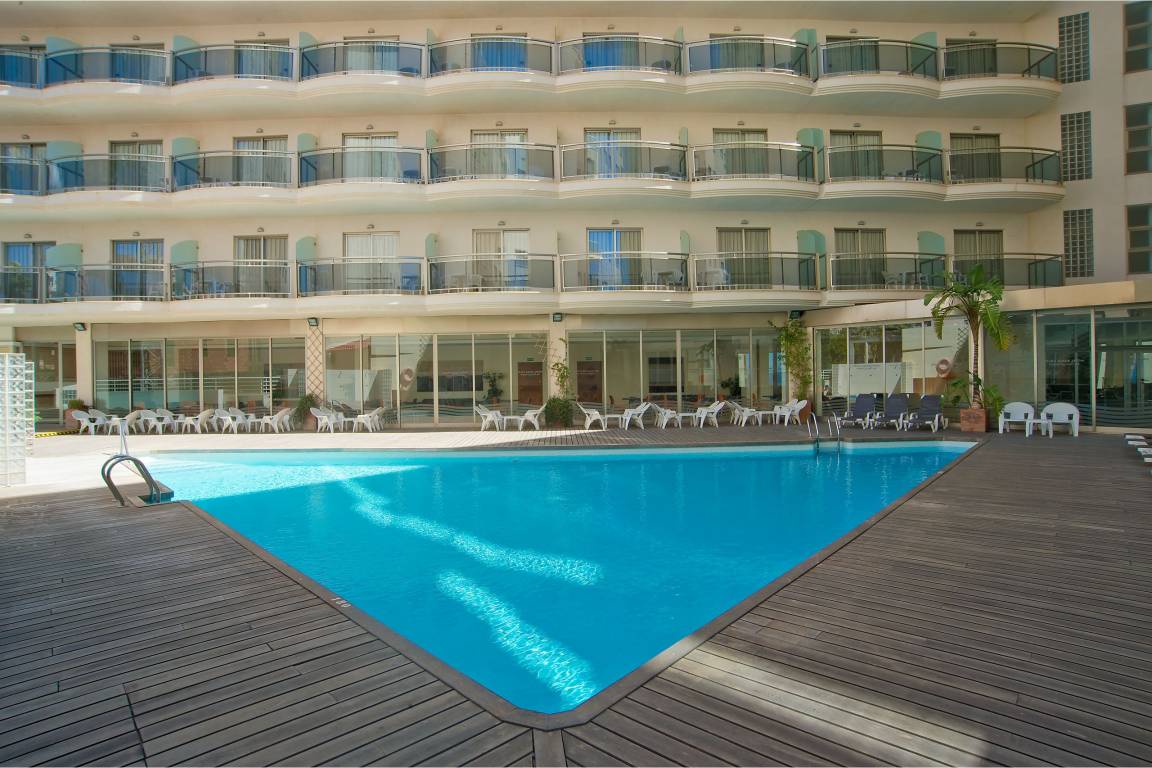 16 M² Hôtel ∙ 2 Personnes - Calp