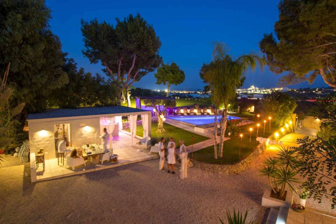 100 M² House ∙ 4 Bedrooms ∙ 9 Guests - Altea