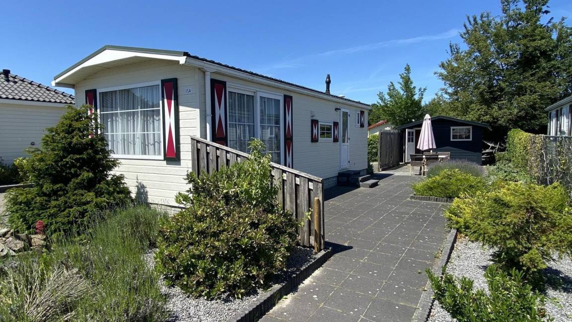 51 M² Chalet ∙ 2 Slaapkamers ∙ 4 Gasten - Wemeldinge
