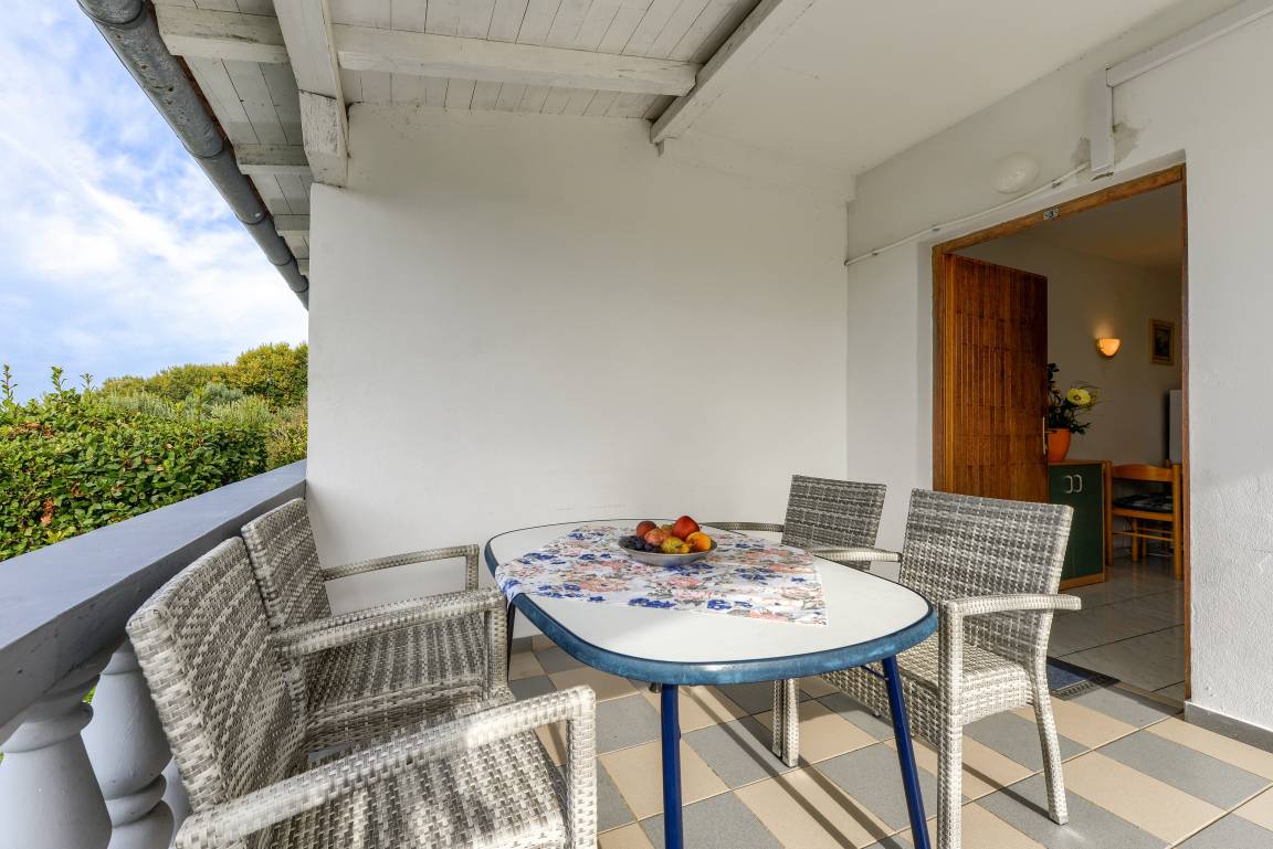 70 M² Apartment ∙ 2 Bedrooms ∙ 5 Guests - Starigrad
