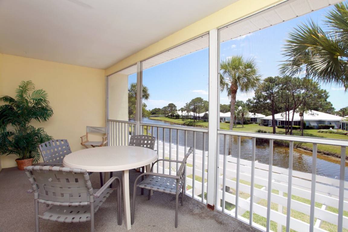 103 M² Condo ∙ 2 Bedrooms ∙ 4 Guests - Englewood, FL