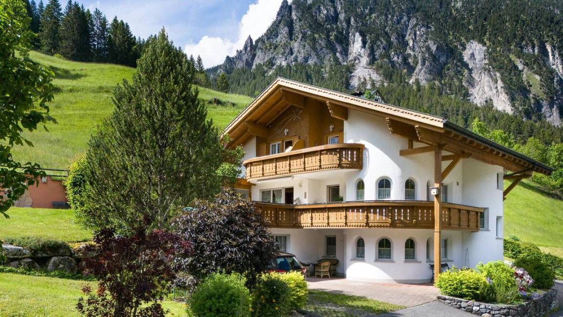 84 M² Apartment ∙ 2 Bedrooms ∙ 6 Guests - Feldkirch