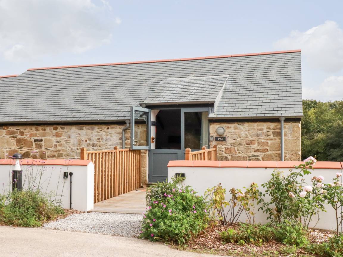 Cottage ∙ 2 Bedrooms ∙ 4 Guests - Perranporth